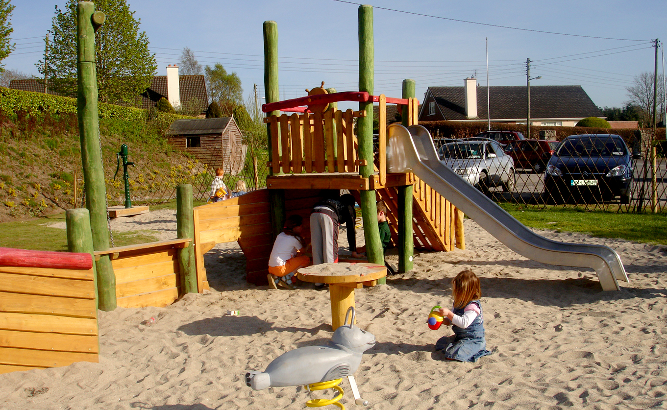 Laois, Abbeyleix | The Children's Playground Company