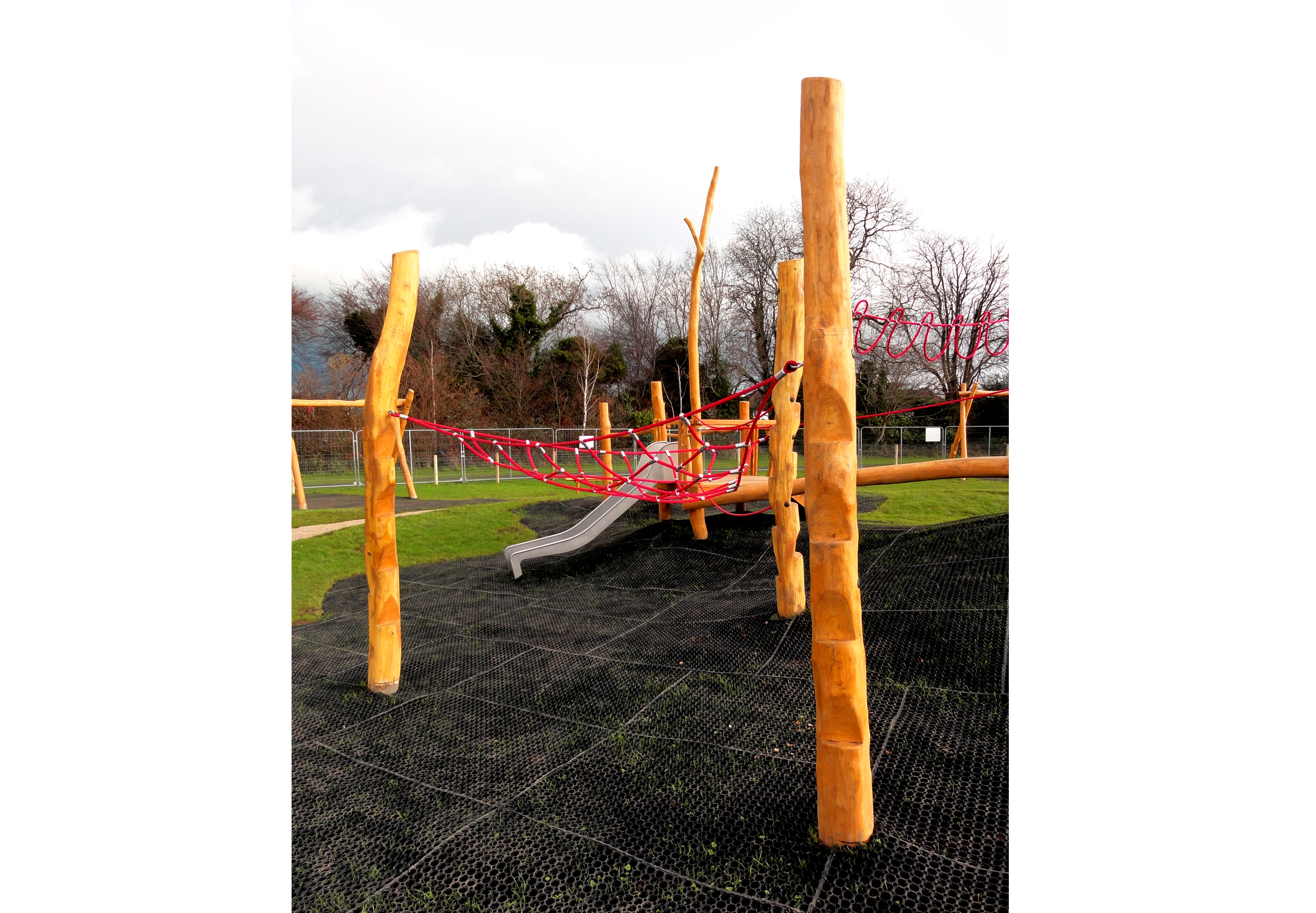 Triangular Net-Unit - 2.050 | The Children's Playground Company