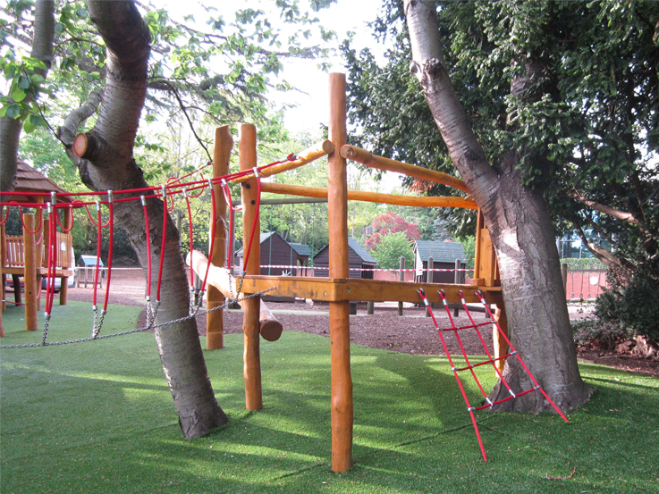 Classroom Tree-house Belberbos | The Children's Playground Company